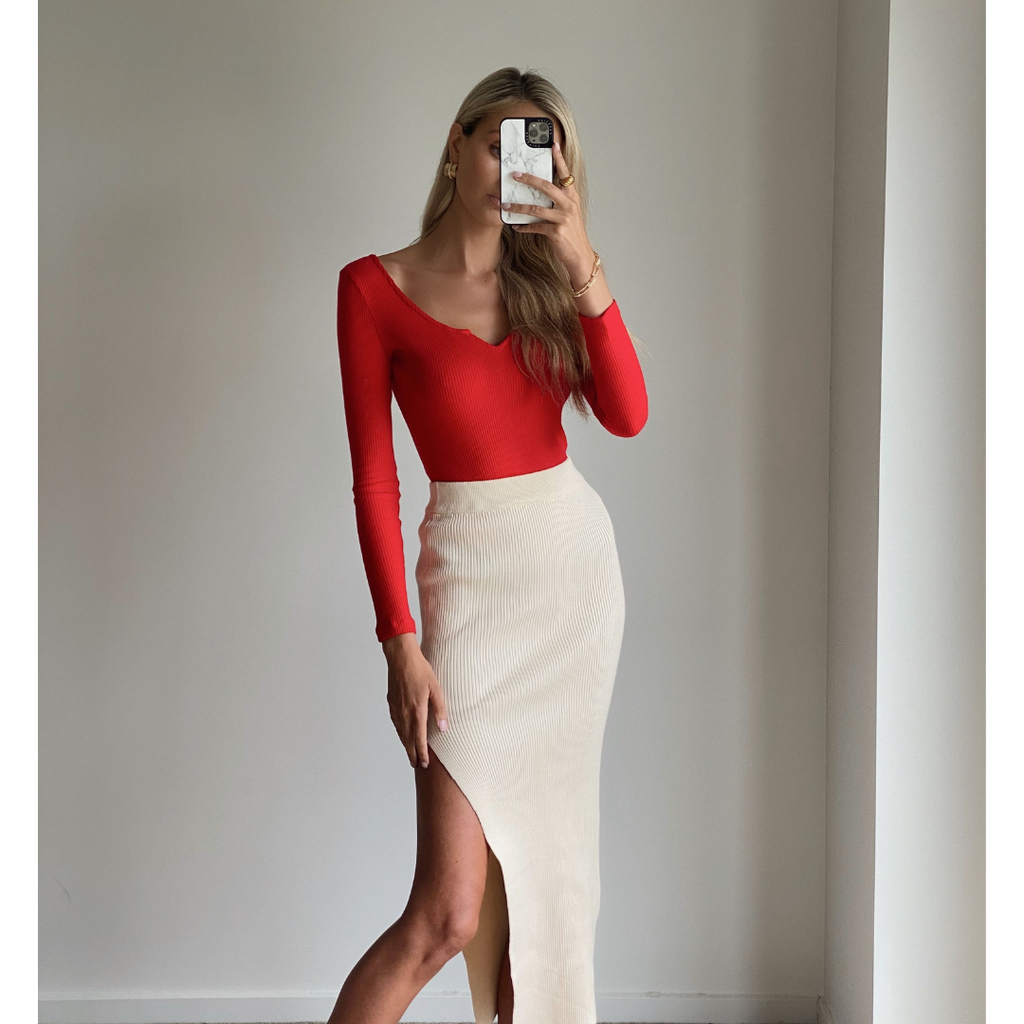 ADRIANA Red Long Sleeve Bodycon Bodysuit – Matea Designs